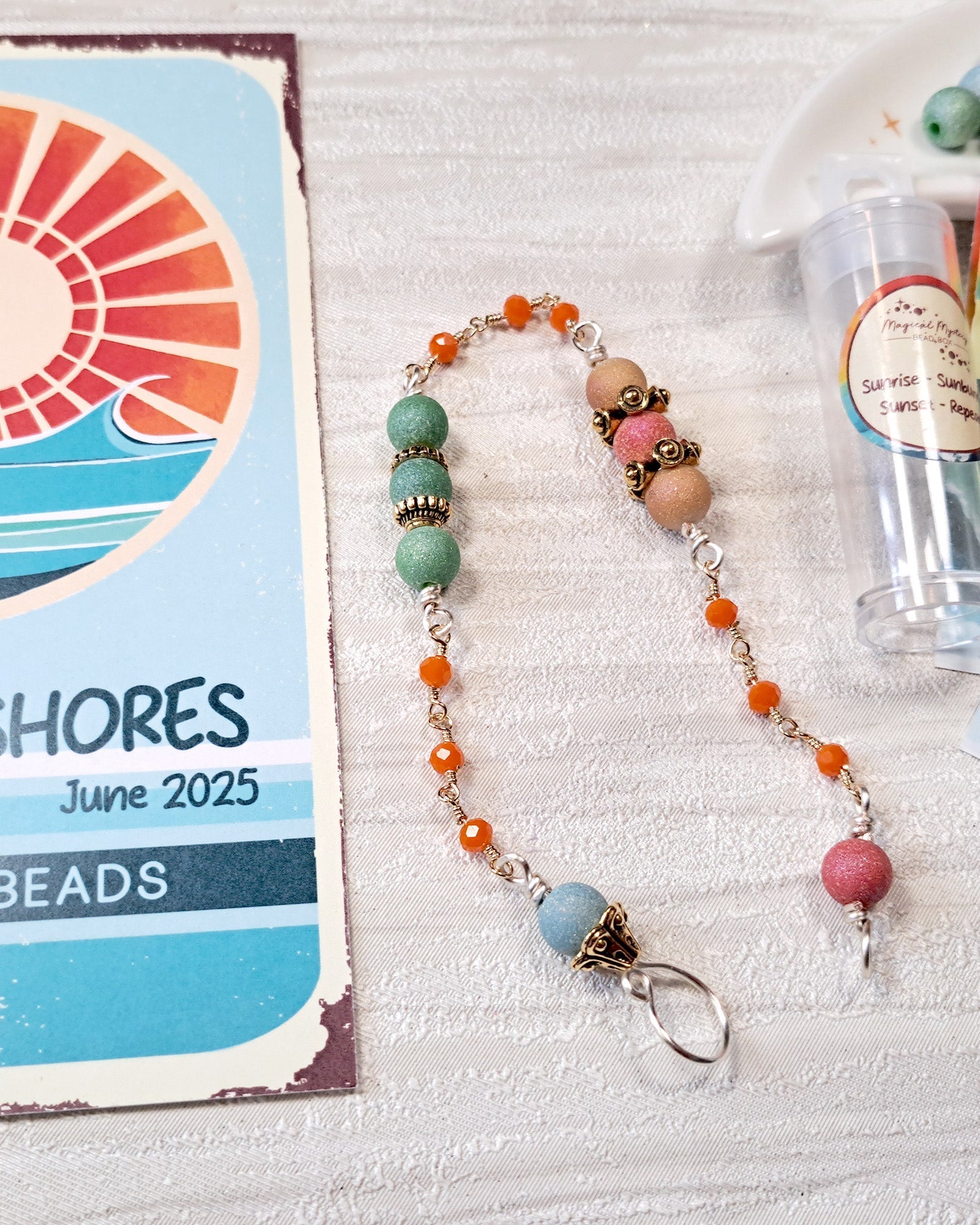 DIY High Tides Wire-Wrapped Bracelet with Jem Hawkes – Jesse James Beads