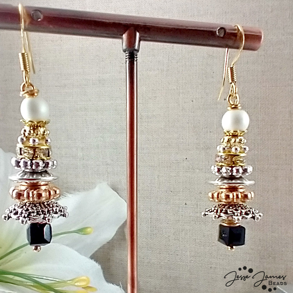 Metal Christmas Tree Earrings with Wendy Whitman – Jesse James Beads